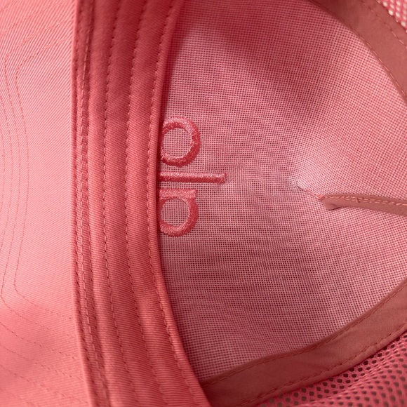 ALO Yoga | Accessories | Alo Yoga District Trucker Hat Baseball Cap ...